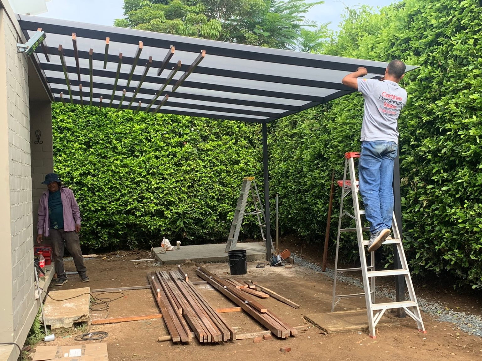 ᐅ Pérgolas en Madera para Patios, Jardín al Sur de Cali